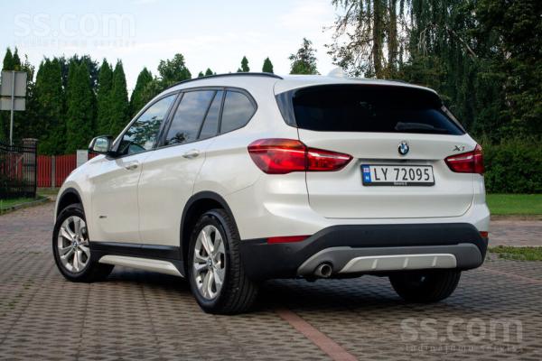 White BMW X1 2015 in Jelgava, with an engine capacity of 2.00 L and mileage of 213 thousand km for 10600 €, photo 4 on AUTOMOTO.COM.LV