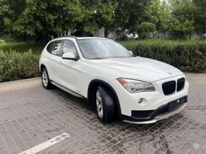 White BMW X1 2015 in Vilnius, with an engine capacity of 2.00 L and mileage of 142 thousand km for 8100 €, photo  on AUTOMOTO.COM.LV