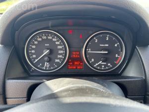 White BMW X1 2015 in Daugavpils, with an engine capacity of 2.00 L and mileage of 225 thousand km for 6650 €, photo 7 on AUTOMOTO.COM.LV