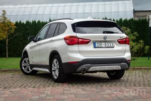 White BMW X1 2015 in Jelgava, with an engine capacity of 2.00 L and mileage of 213 thousand km for 10900 €, photo 5 on AUTOMOTO.COM.LV