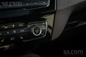 White BMW X1 2015 in Jelgava, with an engine capacity of 2.00 L and mileage of 213 thousand km for 10900 €, photo 19 on AUTOMOTO.COM.LV