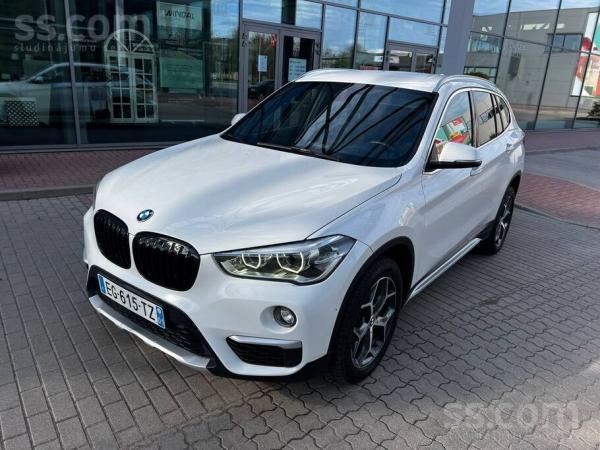 White BMW X1 2016 in Riga, with an engine capacity of 2.00 L and mileage of 193 thousand km for 16950 €, photo 1 on AUTOMOTO.COM.LV