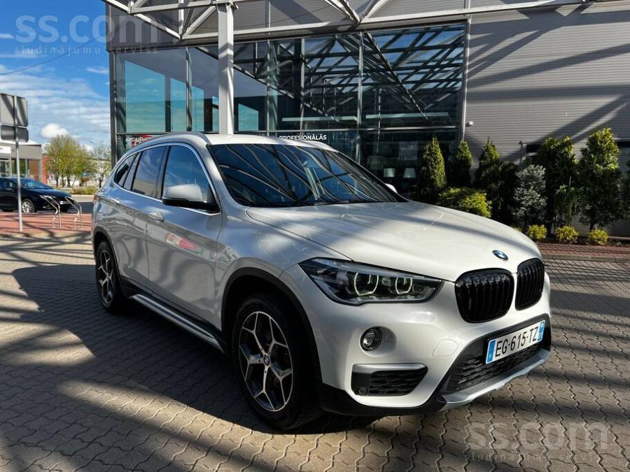 White BMW X1 2016 in Riga, with an engine capacity of 2.00 L and mileage of 193 thousand km for 16950 €, photo 2 on AUTOMOTO.COM.LV
