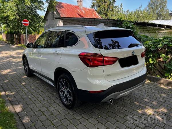 Balts BMW X1 2016 Rīga, ar dzinēja tilpumu 2.00 L un nobraukumu 193 tūkst. km par 12900 €, foto 4 vietnē AUTOMOTO.COM.LV
