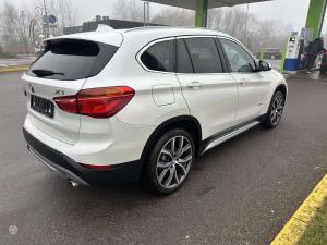 White BMW X1 2016 in Vilnius, with an engine capacity of 2.00 L and mileage of 195 thousand km for 10300 €, photo 3 on AUTOMOTO.COM.LV