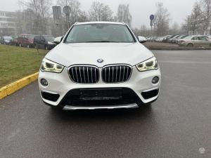 White BMW X1 2016 in Vilnius, with an engine capacity of 2.00 L and mileage of 195 thousand km for 10300 €, photo 5 on AUTOMOTO.COM.LV
