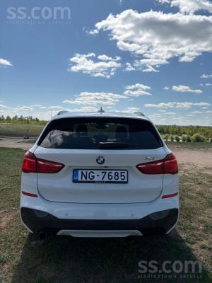 Balts BMW X1 2016 Daugavpils, ar dzinēja tilpumu 2.00 L un nobraukumu 276 tūkst. km par 13500 €, foto 3 vietnē AUTOMOTO.COM.LV