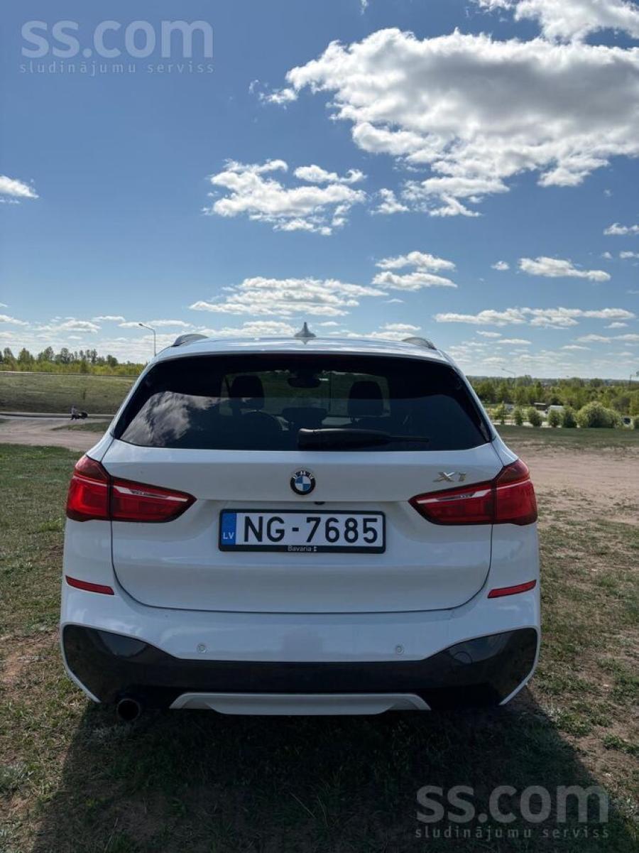 Balts BMW X1 2016 Daugavpils, ar dzinēja tilpumu 2.00 L un nobraukumu 276 tūkst. km par 13500 €, foto 3 vietnē AUTOMOTO.COM.LV