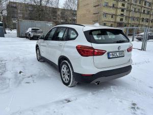 White BMW X1 2016 in Kursenai, with an engine capacity of 2.00 L and mileage of 270 thousand km for 10800 €, photo 5 on AUTOMOTO.COM.LV