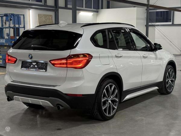 White BMW X1 2016 in Marijampole, with an engine capacity of 2.00 L and mileage of 114 thousand km for 17350 €, photo 8 on AUTOMOTO.COM.LV