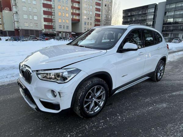 White BMW X1 2016 in Vilnius, with an engine capacity of 2.00 L and mileage of 142 thousand km for 9400 €, photo 2 on AUTOMOTO.COM.LV