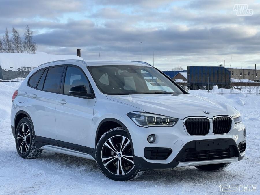 White BMW X1 2016 in Taurage, with an engine capacity of 2.00 L and mileage of 235 thousand km for 12700 €, photo 4 on AUTOMOTO.COM.LV