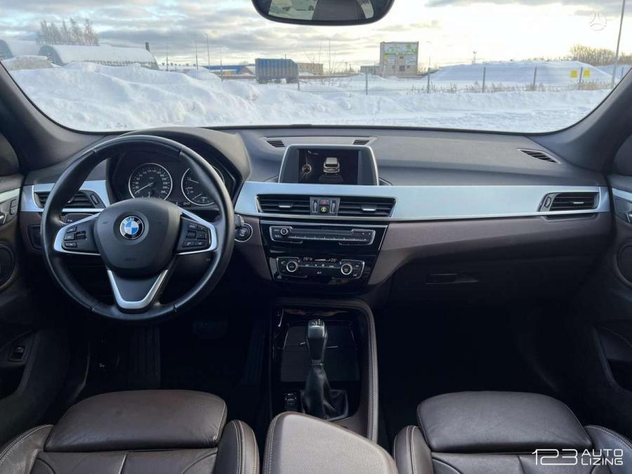 White BMW X1 2016 in Taurage, with an engine capacity of 2.00 L and mileage of 235 thousand km for 12700 €, photo 12 on AUTOMOTO.COM.LV