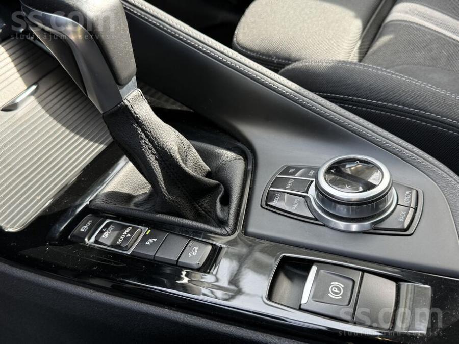 Balts BMW X1 2016 Rīga, ar dzinēja tilpumu 2.00 L un nobraukumu 206 tūkst. km par 15900 €, foto 29 vietnē AUTOMOTO.COM.LV
