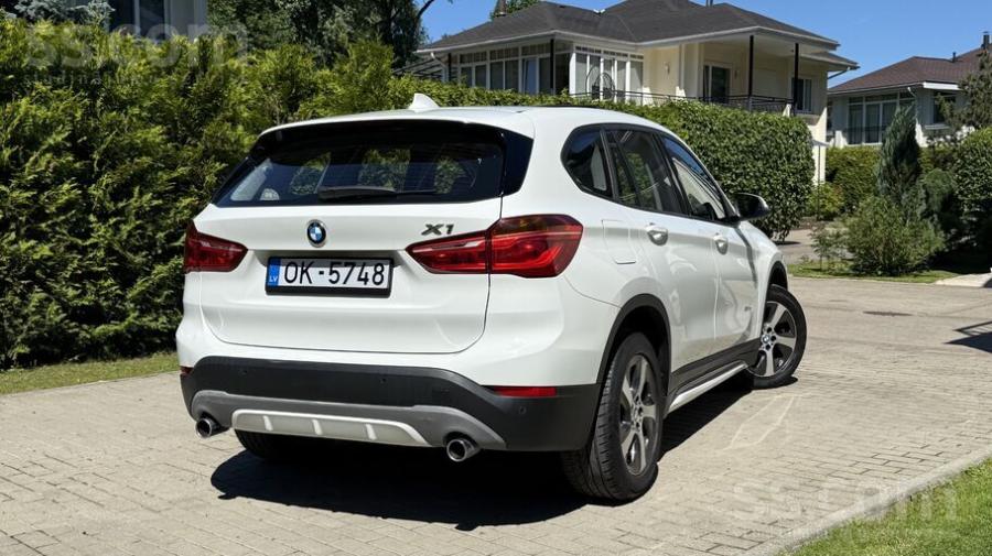 White BMW X1 2016 in Riga, with an engine capacity of 2.00 L and mileage of 206 thousand km for 14800 €, photo 4 on AUTOMOTO.COM.LV