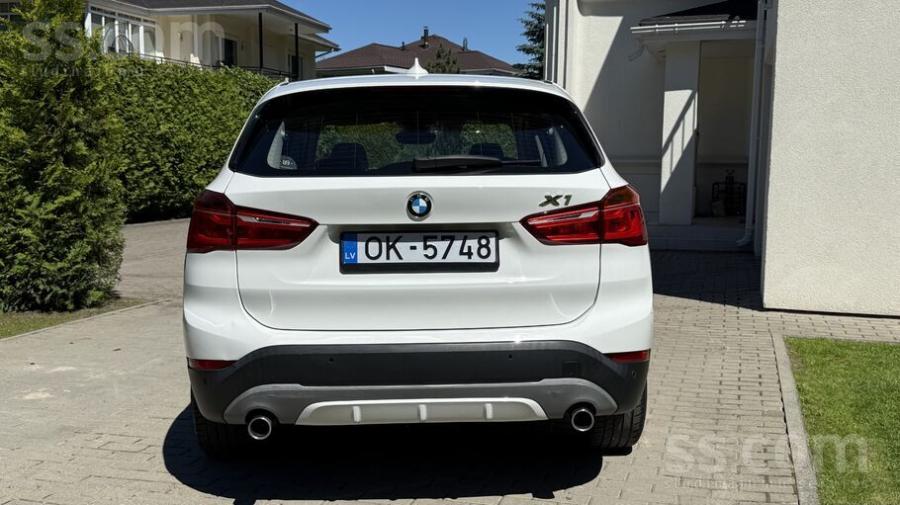 White BMW X1 2016 in Riga, with an engine capacity of 2.00 L and mileage of 206 thousand km for 14800 €, photo 7 on AUTOMOTO.COM.LV
