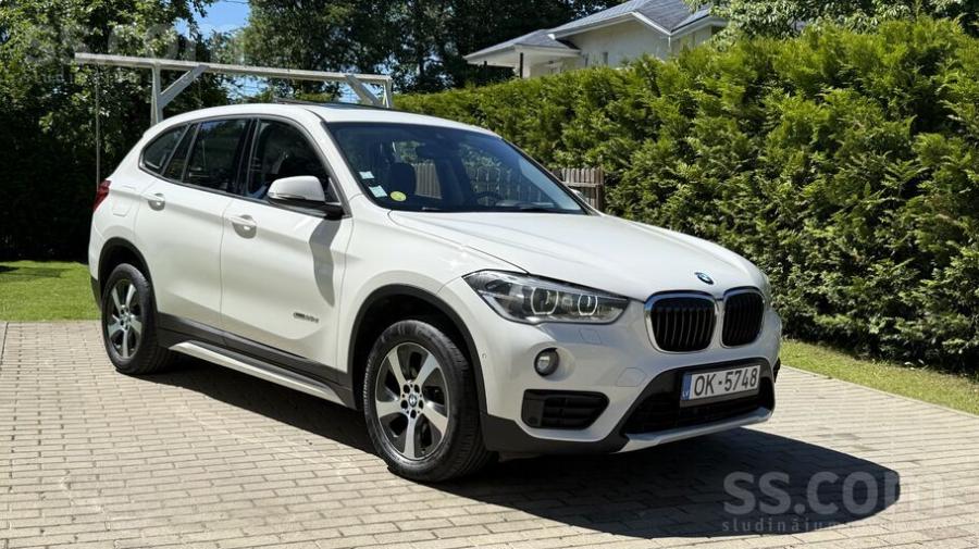 White BMW X1 2016 in Riga, with an engine capacity of 2.00 L and mileage of 206 thousand km for 14800 €, photo 9 on AUTOMOTO.COM.LV