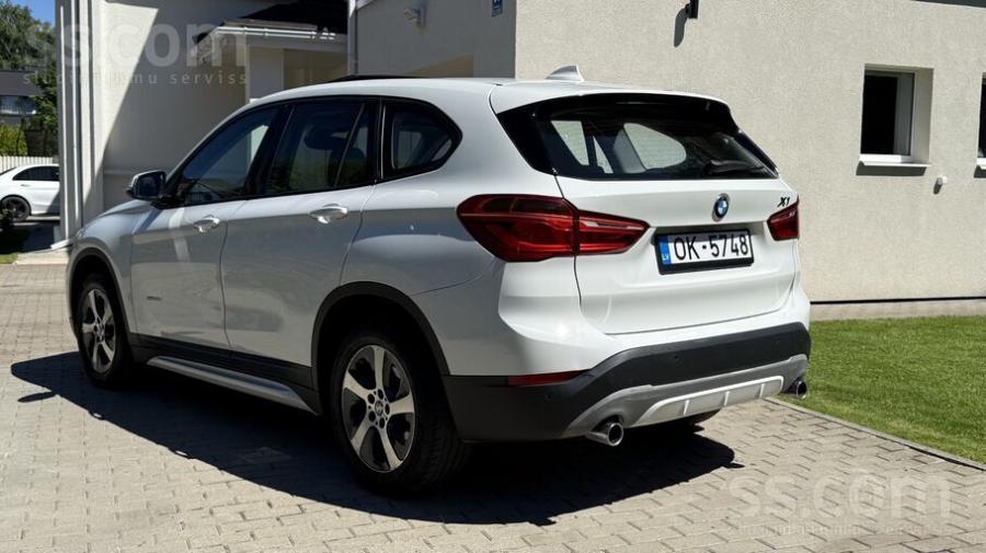 White BMW X1 2016 in Riga, with an engine capacity of 2.00 L and mileage of 206 thousand km for 14800 €, photo 11 on AUTOMOTO.COM.LV