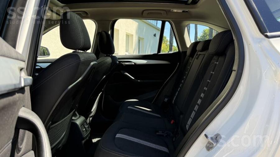 White BMW X1 2016 in Riga, with an engine capacity of 2.00 L and mileage of 206 thousand km for 14800 €, photo 19 on AUTOMOTO.COM.LV