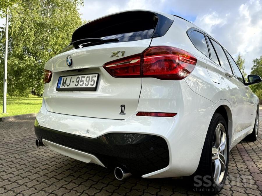 White BMW X1 2016 in Riga, with an engine capacity of 2.00 L and mileage of 231 thousand km for 13800 €, photo 10 on AUTOMOTO.COM.LV