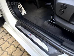 White BMW X1 2016 in Riga, with an engine capacity of 2.00 L and mileage of 231 thousand km for 13800 €, photo 18 on AUTOMOTO.COM.LV