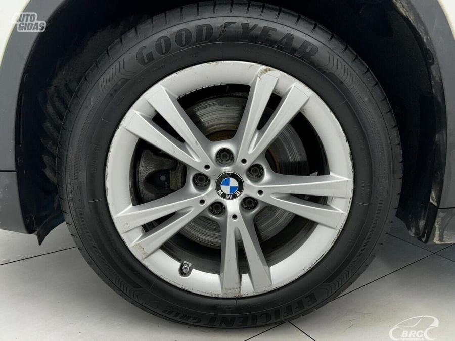 Balts BMW X1 2016 Avižieniai, ar dzinēja tilpumu 2.00 L un nobraukumu 124 tūkst. km par 11500 €, foto 26 vietnē AUTOMOTO.COM.LV