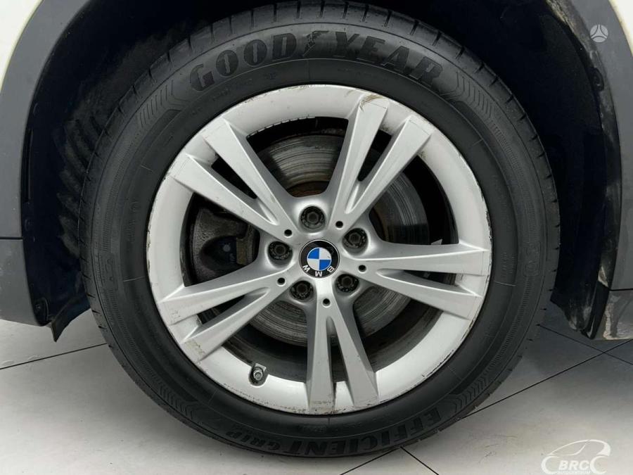 Balts BMW X1 2016 Viļņa, ar dzinēja tilpumu 2.00 L un nobraukumu 124 tūkst. km par 11500 €, foto 27 vietnē AUTOMOTO.COM.LV