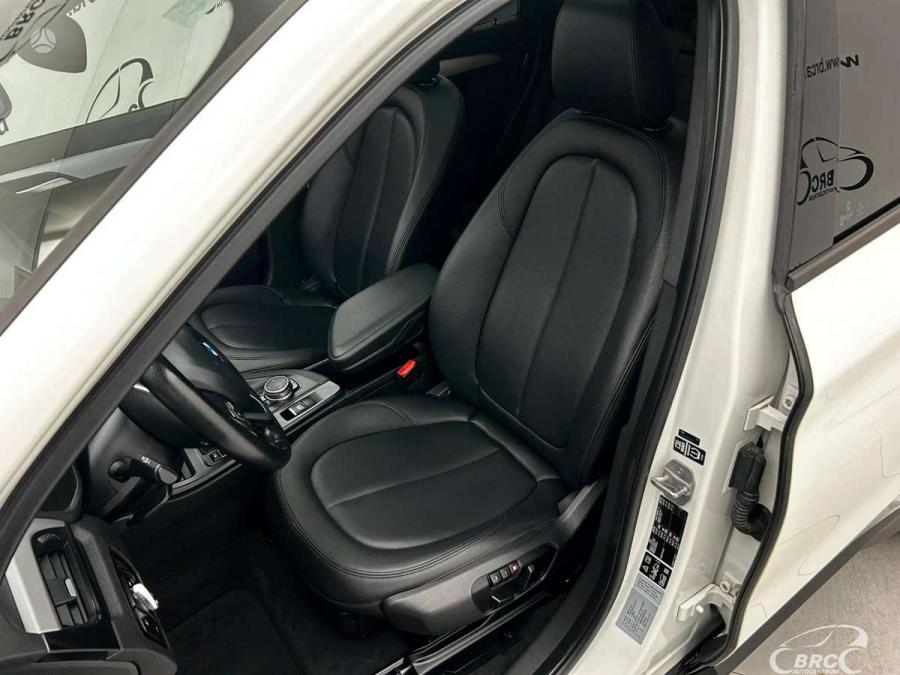 White BMW X1 2016 in Vilnius, with an engine capacity of 2.00 L and mileage of 120 thousand km for 15500 €, photo 7 on AUTOMOTO.COM.LV