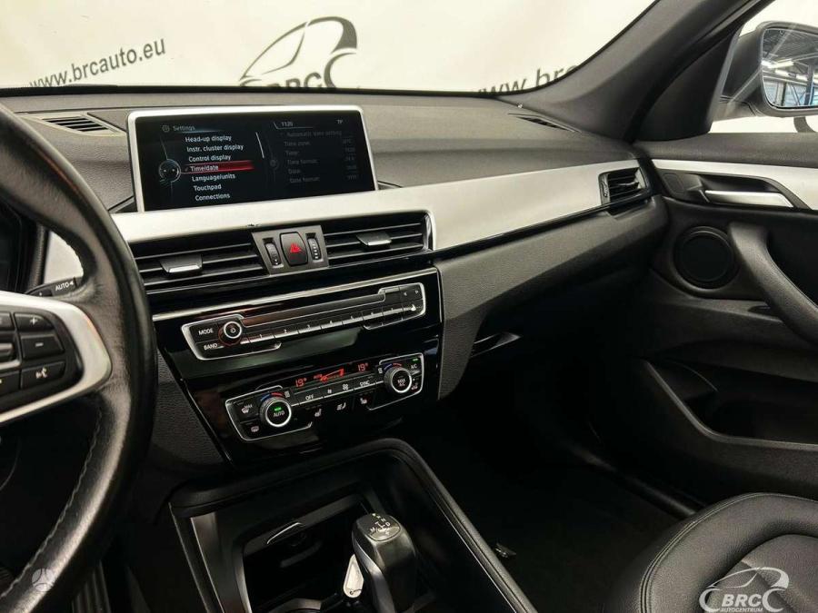 White BMW X1 2016 in Vilnius, with an engine capacity of 2.00 L and mileage of 120 thousand km for 15500 €, photo 19 on AUTOMOTO.COM.LV