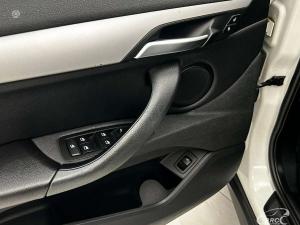 White BMW X1 2016 in Vilnius, with an engine capacity of 2.00 L and mileage of 120 thousand km for 15500 €, photo 27 on AUTOMOTO.COM.LV