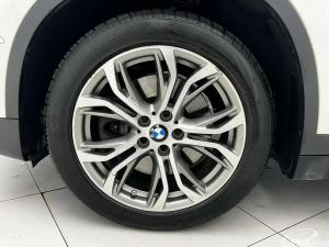 White BMW X1 2016 in Vilnius, with an engine capacity of 2.00 L and mileage of 120 thousand km for 15500 €, photo 32 on AUTOMOTO.COM.LV