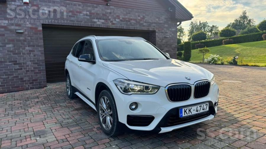 Balts BMW X1 2016 Saldus, ar dzinēja tilpumu 2.00 L un nobraukumu 242 tūkst. km par 13500 €, foto 1 vietnē AUTOMOTO.COM.LV