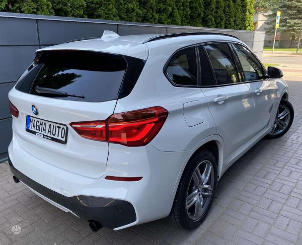 White BMW X1 2016 in Marijampole, with an engine capacity of 2.00 L and mileage of 217 thousand km for 14250 €, photo 4 on AUTOMOTO.COM.LV