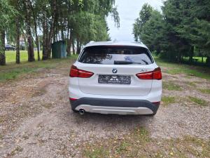 White BMW X1 2016 in Utena, with an engine capacity of 2.00 L and mileage of 207 thousand km for 12650 €, photo 6 on AUTOMOTO.COM.LV