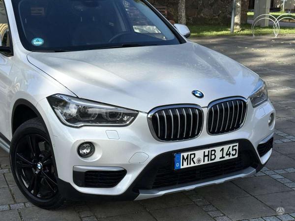 White BMW X1 2016 in Kaunas, with an engine capacity of 2.00 L and mileage of 245 thousand km for 11500 €, photo 3 on AUTOMOTO.COM.LV