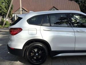 White BMW X1 2016 in Kaunas, with an engine capacity of 2.00 L and mileage of 245 thousand km for 11500 €, photo 10 on AUTOMOTO.COM.LV