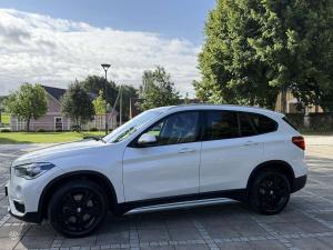 White BMW X1 2016 in Kaunas, with an engine capacity of 2.00 L and mileage of 245 thousand km for 11500 €, photo 11 on AUTOMOTO.COM.LV