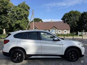 White BMW X1 2016 in Kaunas, with an engine capacity of 2.00 L and mileage of 245 thousand km for 11500 €, photo 12 on AUTOMOTO.COM.LV