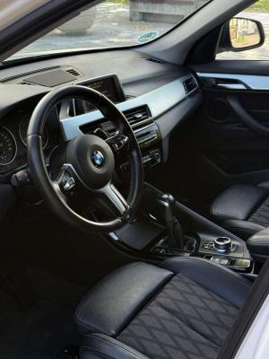 White BMW X1 2016 in Kaunas, with an engine capacity of 2.00 L and mileage of 245 thousand km for 11500 €, photo 16 on AUTOMOTO.COM.LV