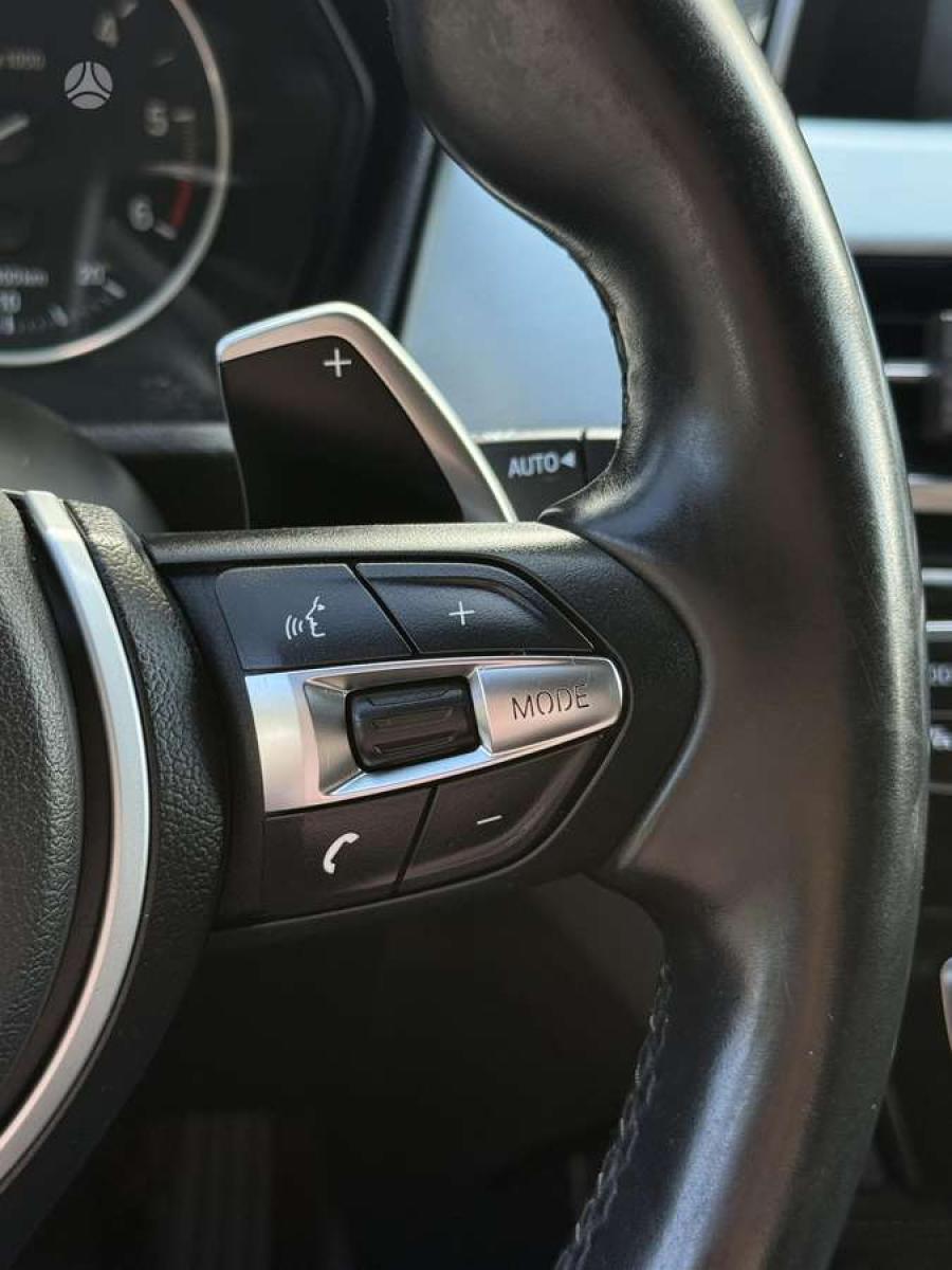 White BMW X1 2016 in Kaunas, with an engine capacity of 2.00 L and mileage of 245 thousand km for 11500 €, photo 21 on AUTOMOTO.COM.LV