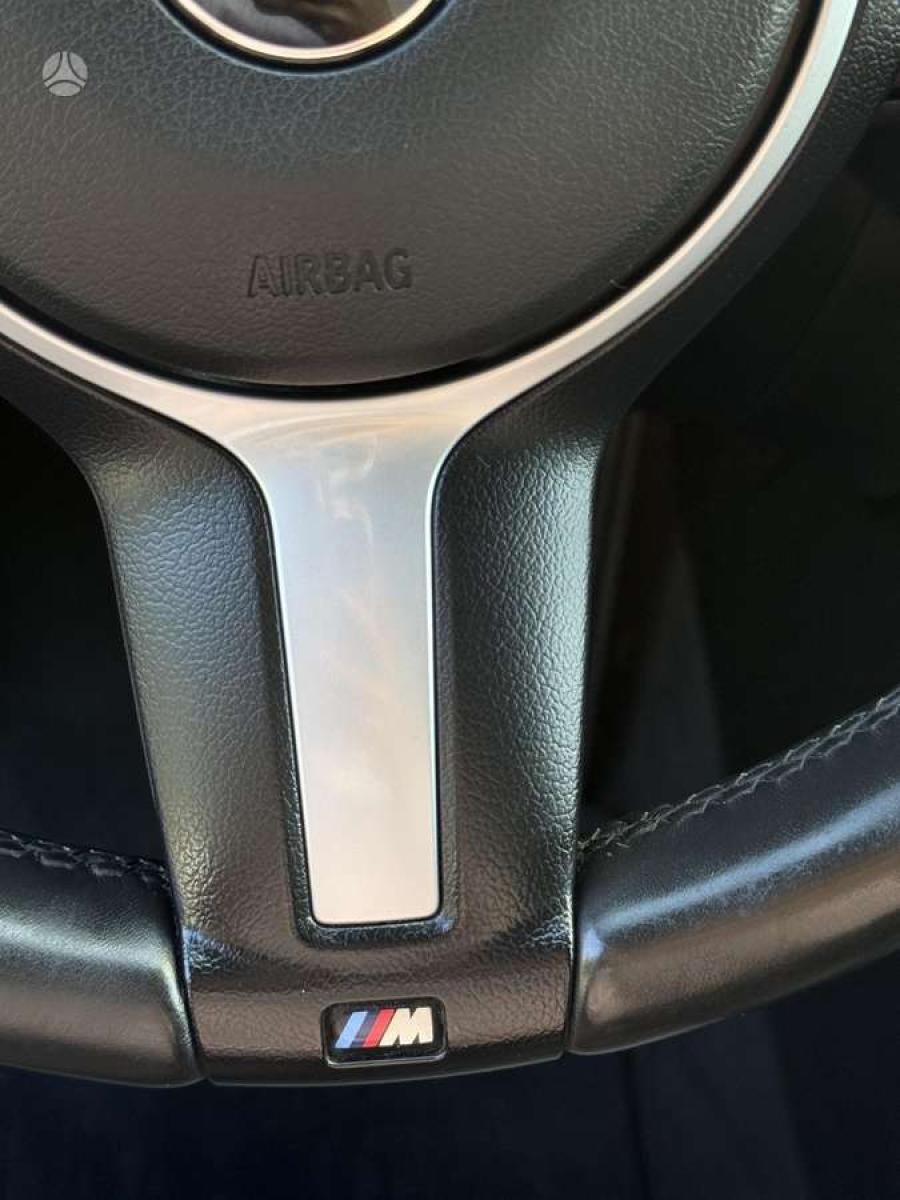 White BMW X1 2016 in Kaunas, with an engine capacity of 2.00 L and mileage of 245 thousand km for 11500 €, photo 22 on AUTOMOTO.COM.LV