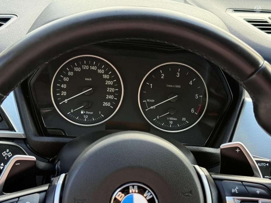 White BMW X1 2016 in Kaunas, with an engine capacity of 2.00 L and mileage of 245 thousand km for 11500 €, photo 23 on AUTOMOTO.COM.LV