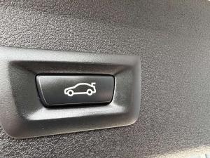White BMW X1 2016 in Utena, with an engine capacity of 2.00 L and mileage of 240 thousand km for 11400 €, photo 19 on AUTOMOTO.COM.LV
