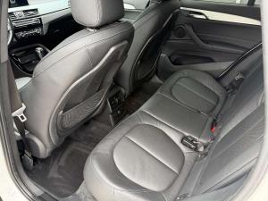 White BMW X1 2016 in Utena, with an engine capacity of 2.00 L and mileage of 240 thousand km for 11400 €, photo 21 on AUTOMOTO.COM.LV
