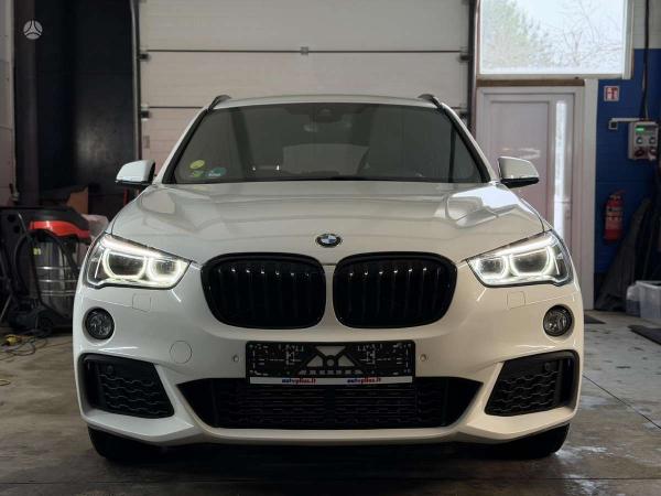 White BMW X1 2017 in Utena, with an engine capacity of 2.00 L and mileage of 181 thousand km for 15950 €, photo 2 on AUTOMOTO.COM.LV