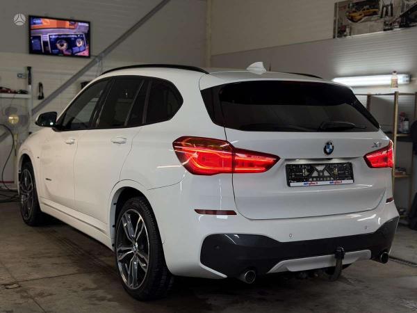 White BMW X1 2017 in Utena, with an engine capacity of 2.00 L and mileage of 181 thousand km for 15950 €, photo 7 on AUTOMOTO.COM.LV