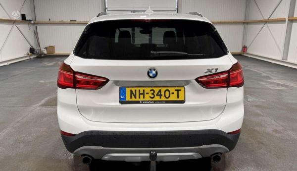 White BMW X1 2017 in Kaunas, with an engine capacity of 2.00 L and mileage of 200 thousand km for 11374 €, photo 5 on AUTOMOTO.COM.LV