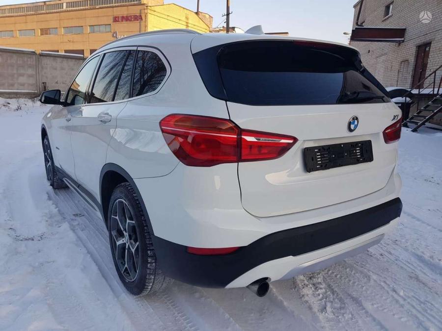 Balts BMW X1 2017 Šauļi, ar dzinēja tilpumu 2.00 L un nobraukumu 267 tūkst. km par 12700 €, foto 8 vietnē AUTOMOTO.COM.LV