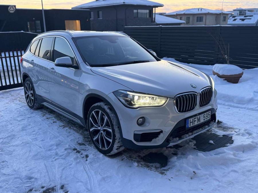 Balts BMW X1 2017 Viļņa, ar dzinēja tilpumu 2.00 L un nobraukumu 85 tūkst. km par 17500 €, foto 2 vietnē AUTOMOTO.COM.LV