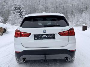 White BMW X1 2017 in Utena, with an engine capacity of 2.00 L and mileage of 315 thousand km for 12950 €, photo 7 on AUTOMOTO.COM.LV